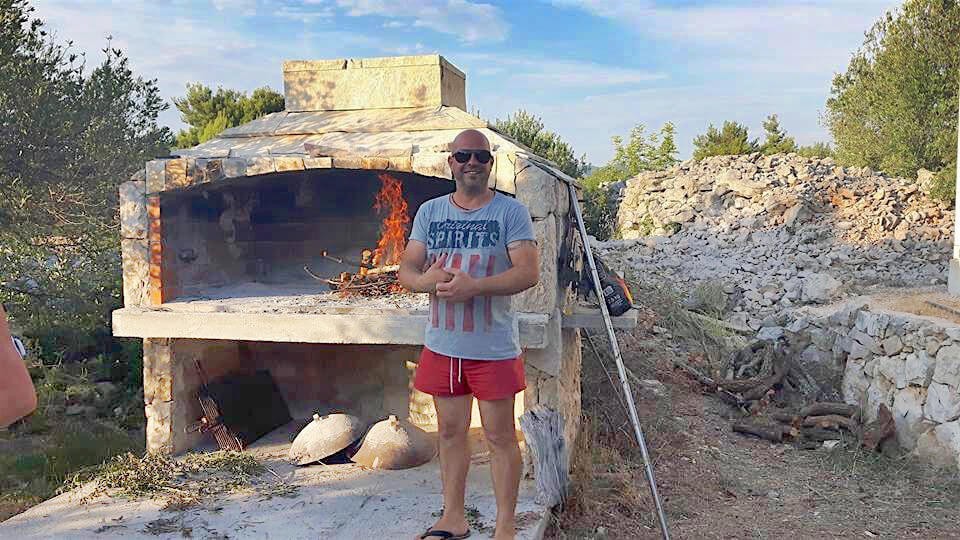 Auto Camp Paradiso | Common meals in camp | Camping Paradiso and ...