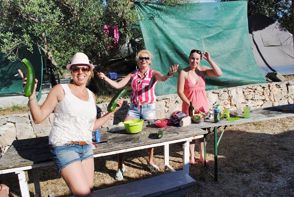 Auto Camp Paradiso | Common meals in camp | Camping Paradiso and ...